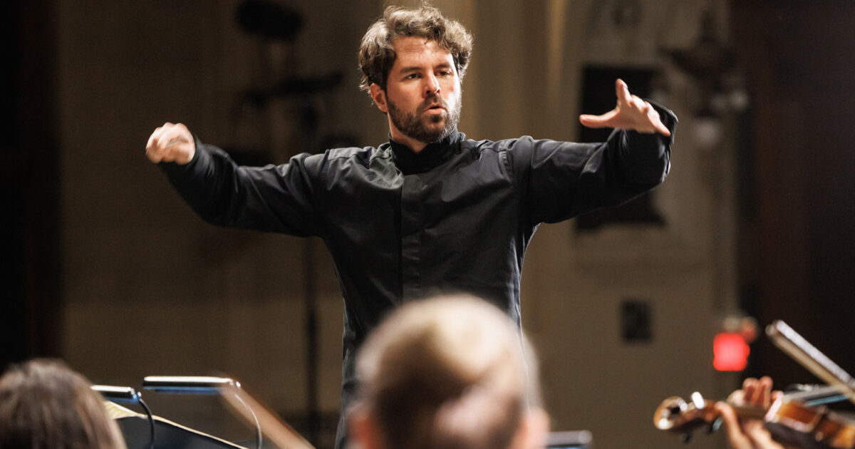 Simon Rivard : un jeune chef d’orchestre québécois à la barre de La ...